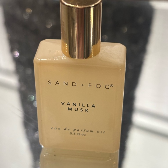Sand + Fog | Makeup | Sand Fog Vanilla Musk Eau De Parfum Oil | Poshmark